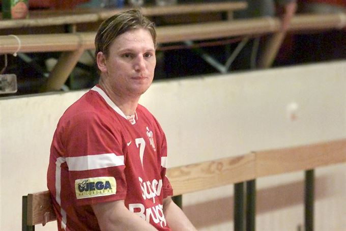 BLÅ BOG: Håndboldlandstræner Nikolaj Jacobsen - Avisen.dk