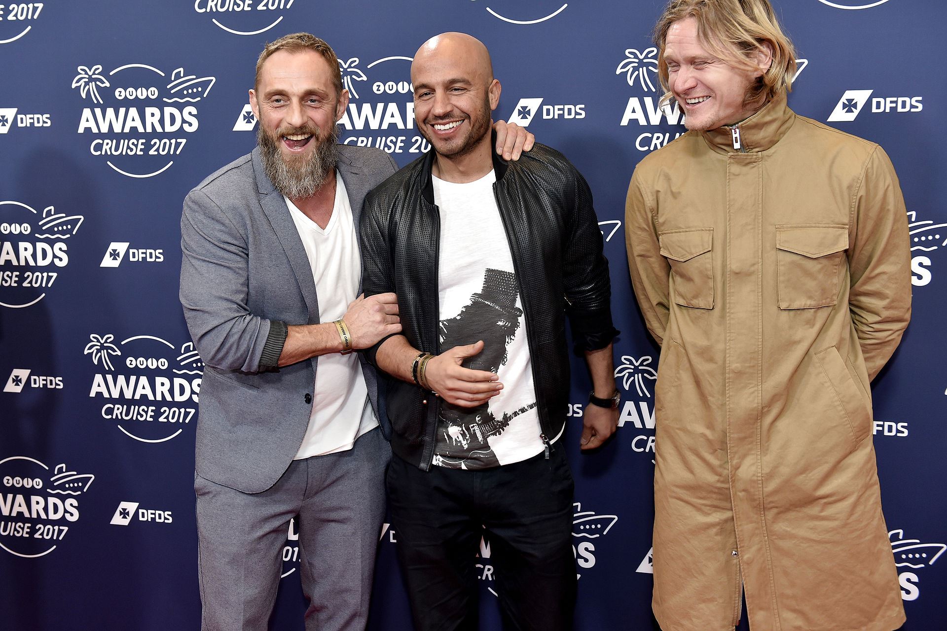 Skuespiller ofrede forhud for telefonopkald: Omskåret i fængslet ...