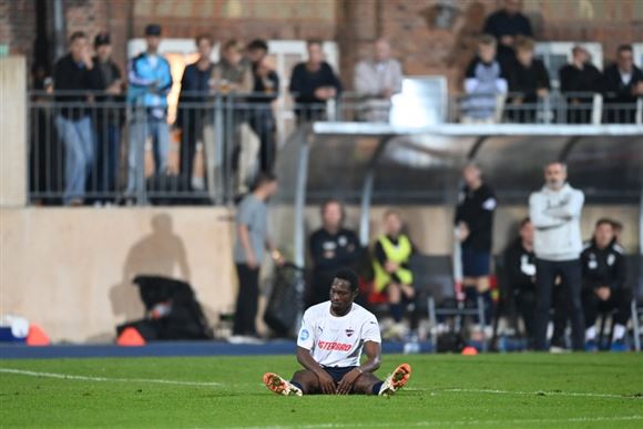 B93 kan blive tvunget væk fra Østerbro Stadion - Avisen.dk
