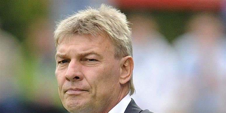 Lars Olsen fortsætter som landstræner - Avisen.dk