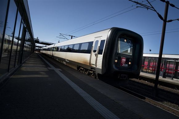 Snart kan DSB's rejsepas købes igen - Avisen.dk