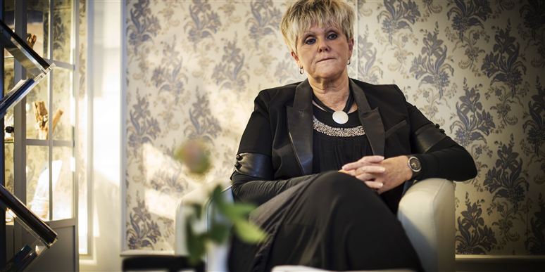 Ruth og Faderhuset nedlægger sig selv - Avisen.dk